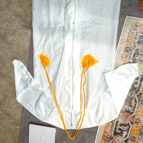 jostens | Tops | 3 Piece White Graduation Cap Gown With Gold Ropes 5ft ...